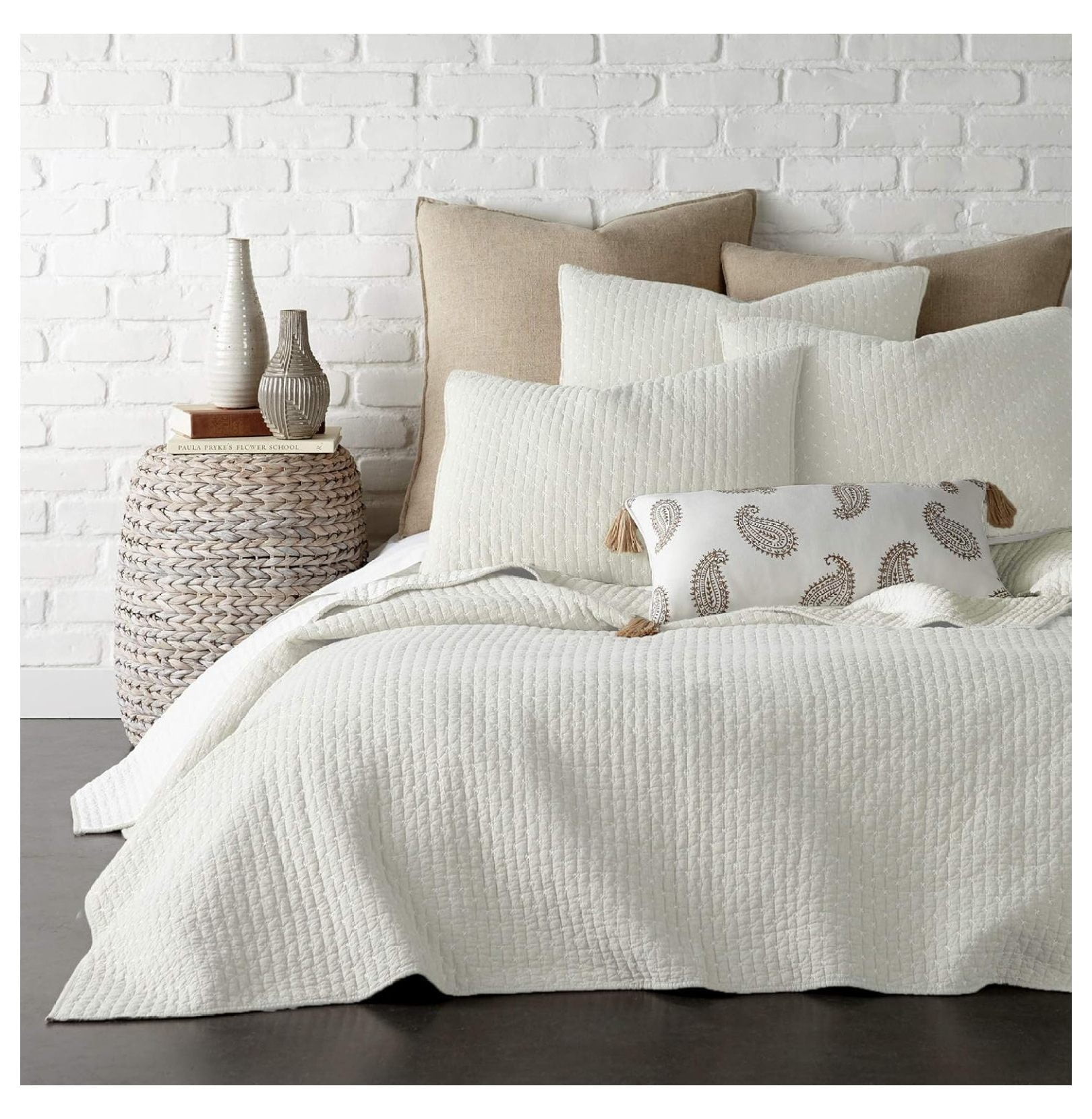 - Cross Stitch Cream Quilt Set - Full/Queen Quilt + Two Standard Pillow ...