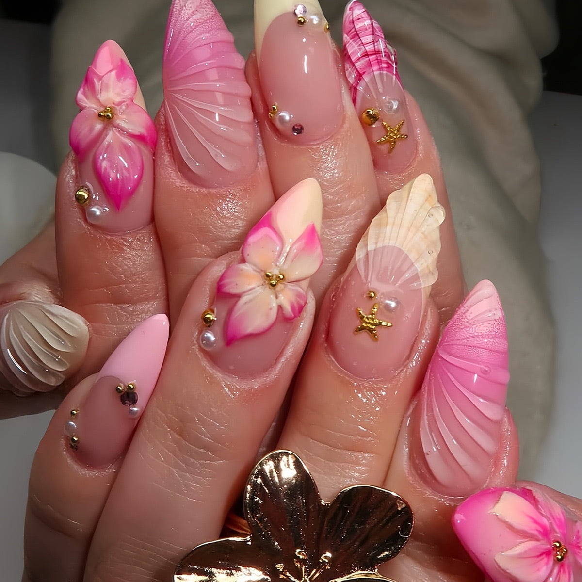 Cross-border hot sale almond fake nails summer ocean style sweet flower ...