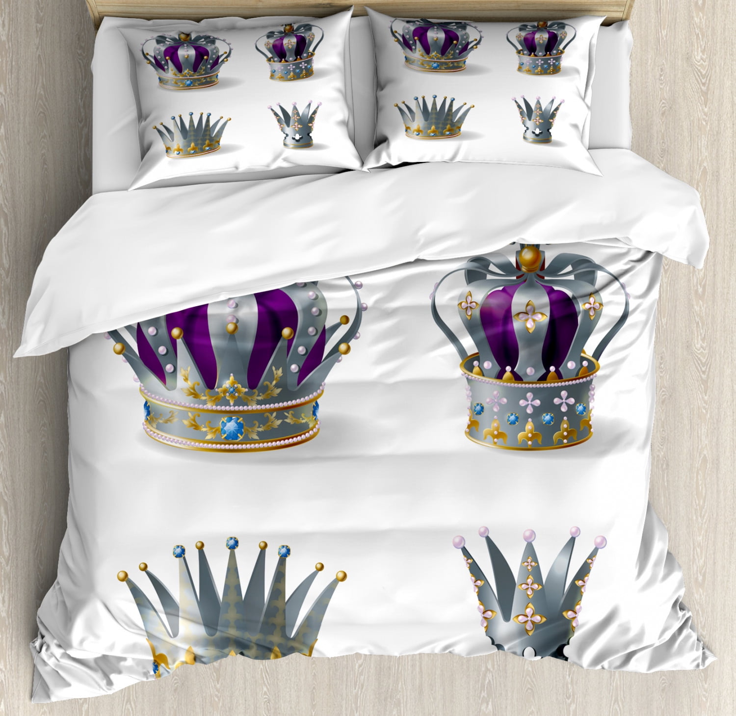 Crown Duvet Cover Set, Digitally Generated Image of Detailed Head ...