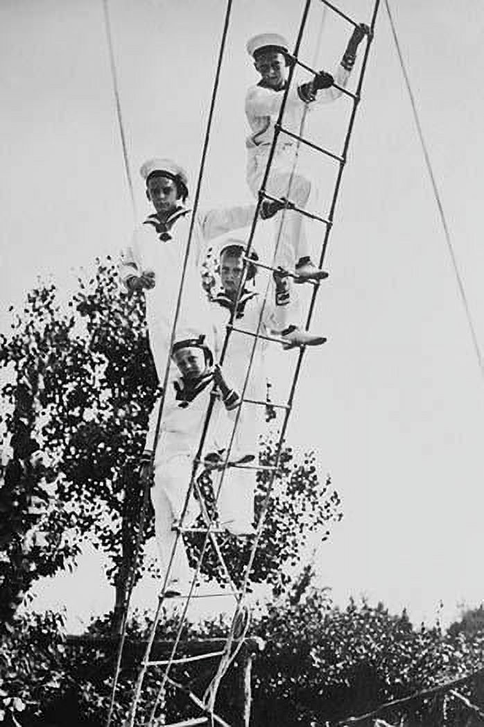Crown Prince of Germany's Children frolic on what appears to be a ship ...