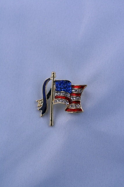 Crystal USA flag Pin, Patriotic American Red White Blue Rhinestone Flag ...