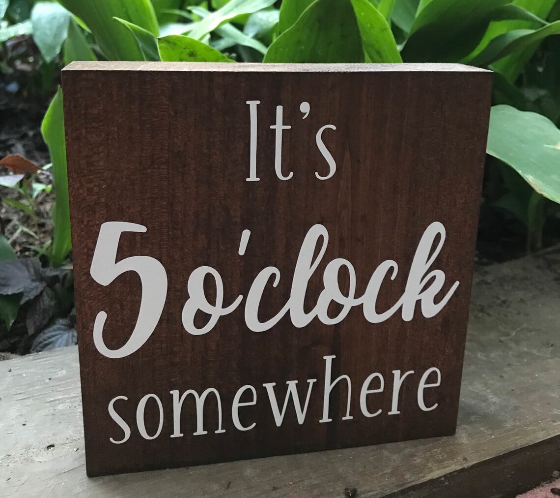 Cskhip It’S 5 O’Clock Somewhere Vintage Farmhouse Sign,Antique Wood ...