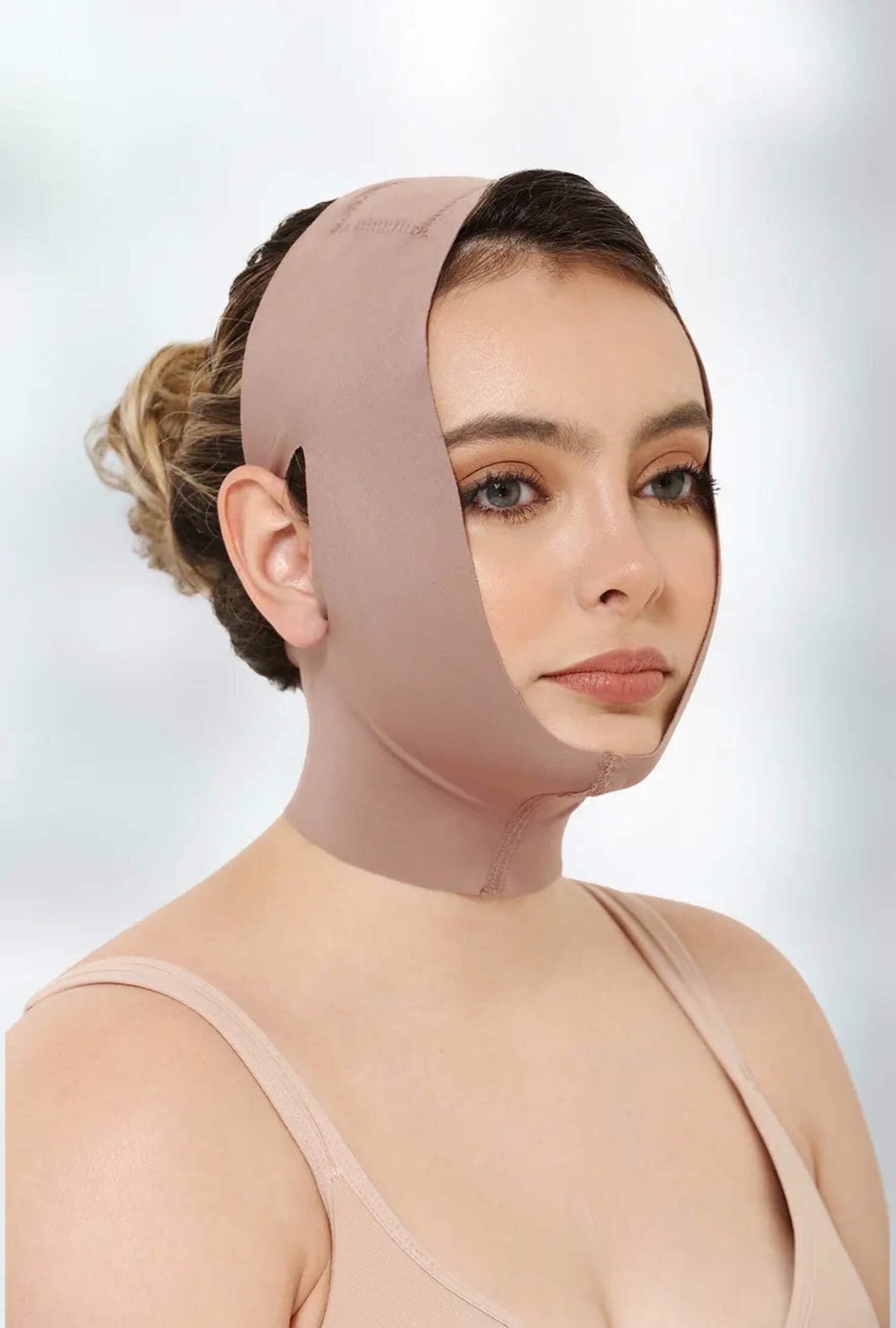 Curveez Chin Strap Face Lift Device Double Chin Reducer Face Chin Lift ...