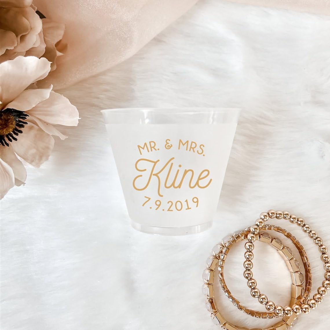 Custom Frosted Plastic Cups,Mr and Mrs Frosted Wedding Cups, Modern ...