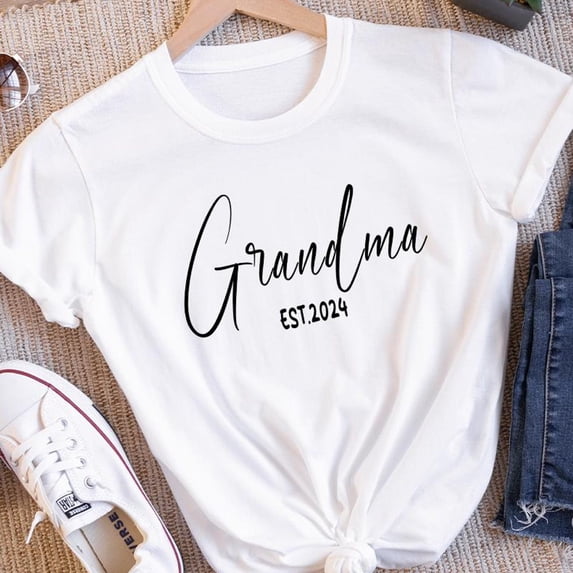 Custom Grandma Est Year Shirt First Time Grandma Gift Promoted to ...