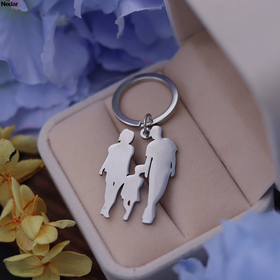 Custom Mom Girl Dad Boy Name Keychain Customized Family Member Name ...