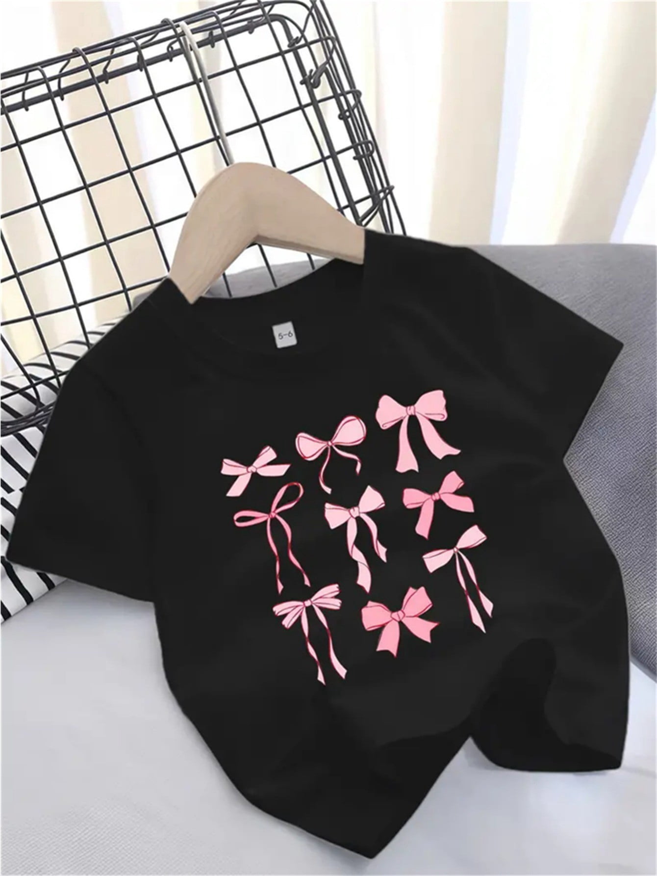 Cute Bow Print Cotton T-Shirt for Girls - Short Sleeves, Round Neck ...