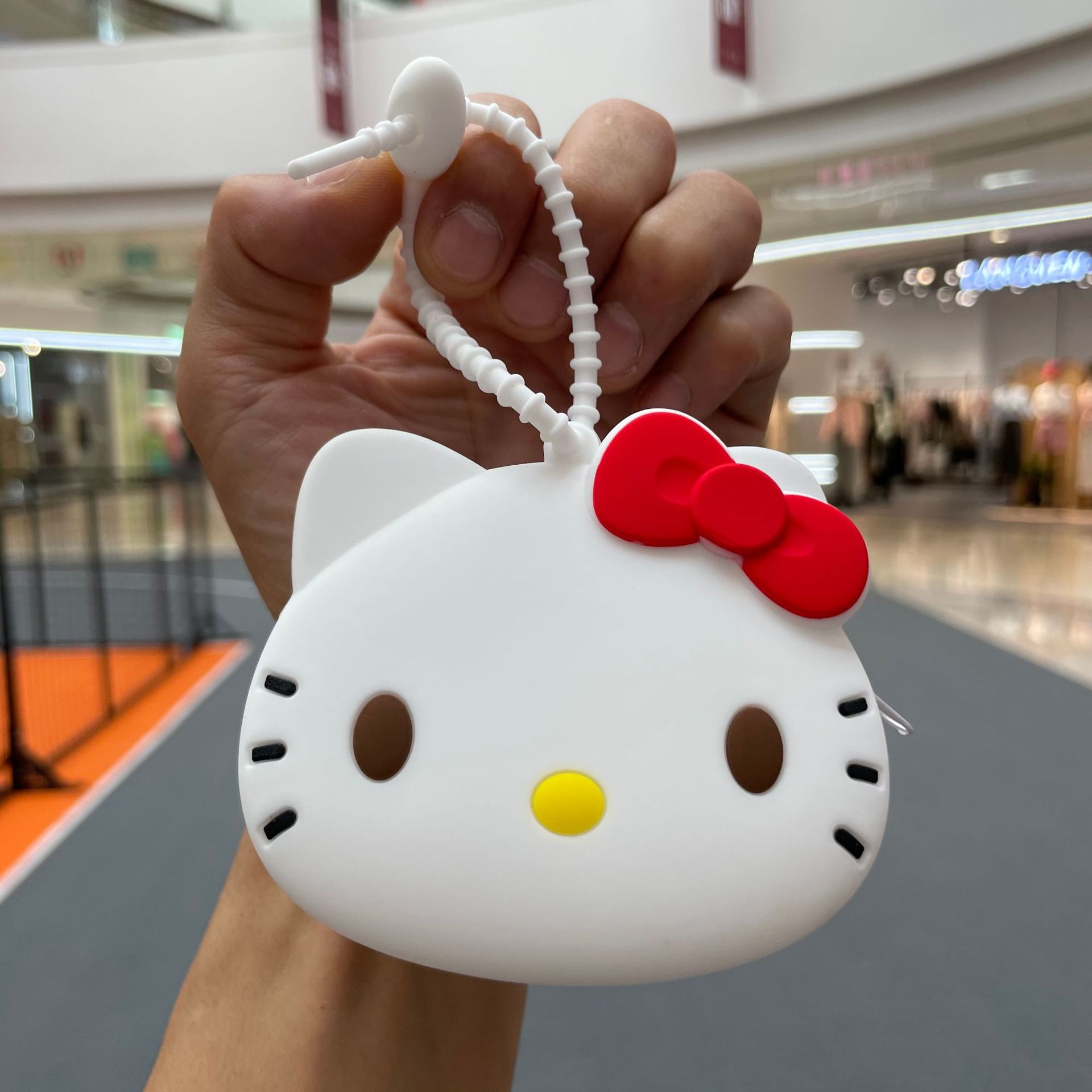 Cute Cartoon Character Keychain Silicone Coin Purse Portable Hanging ...