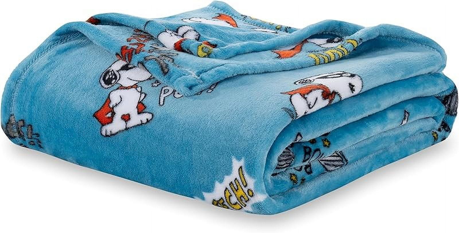 Cute Character Plush Throw Blanket,Peanuts Poses and Paws Grey ...