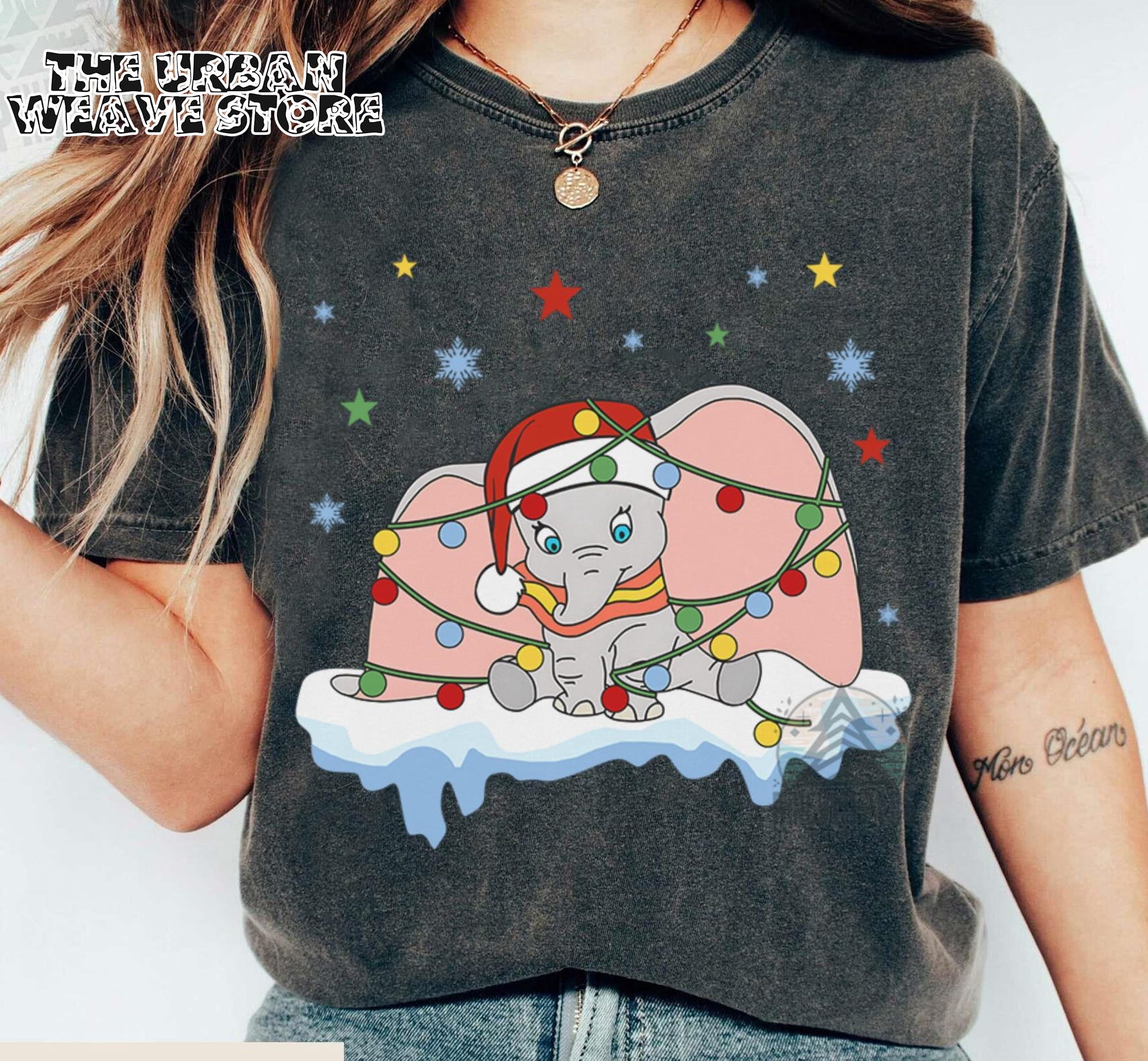 Cute Disney Dumbo Christmas Shirt Flying Elephant T-shirt Christmas ...