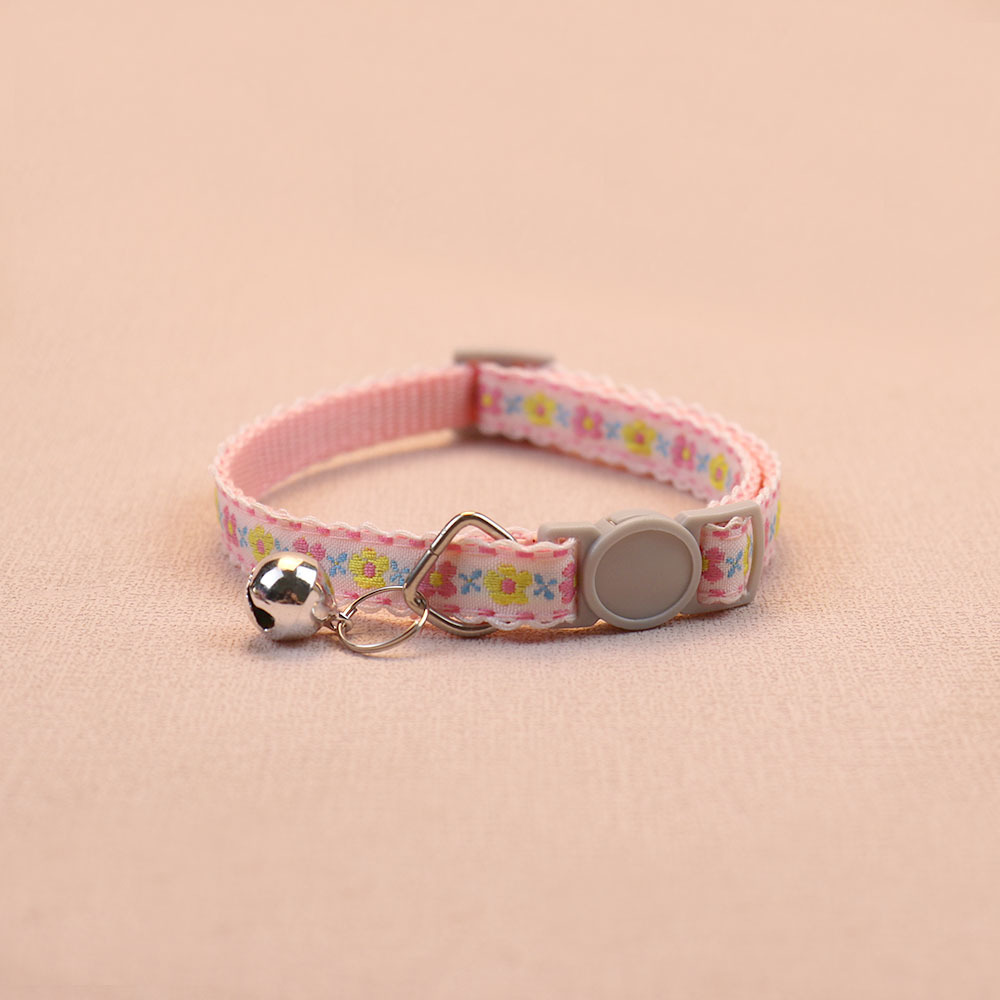 Cute Flower Embroidery Breakaway Kitten Collar with Bells,Cat Collars ...