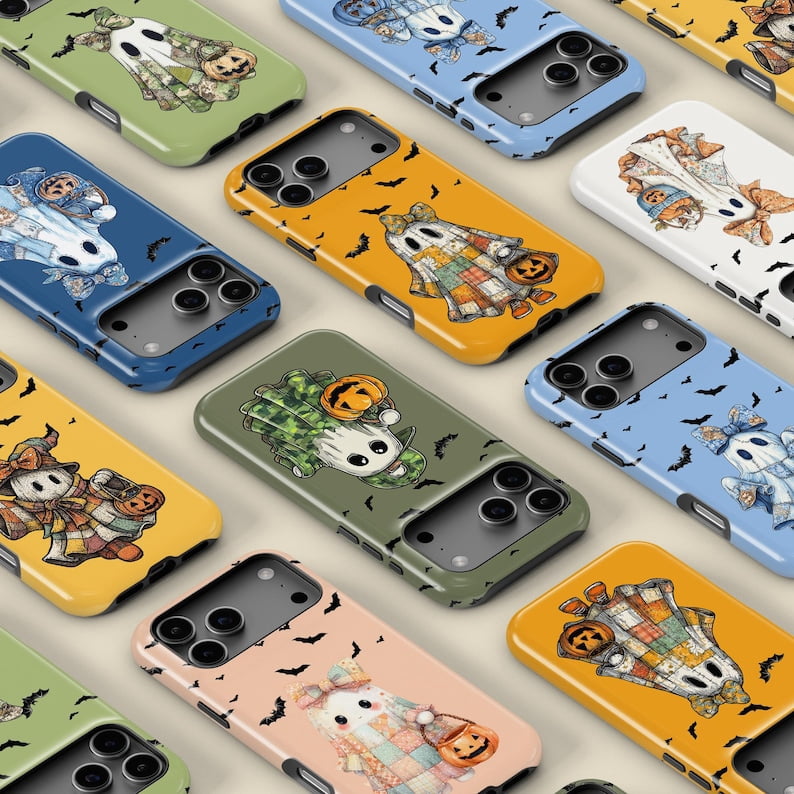 Cute Halloween Ghost Bat Tough Phone Case, Vintage Spooky Pattern Dual ...