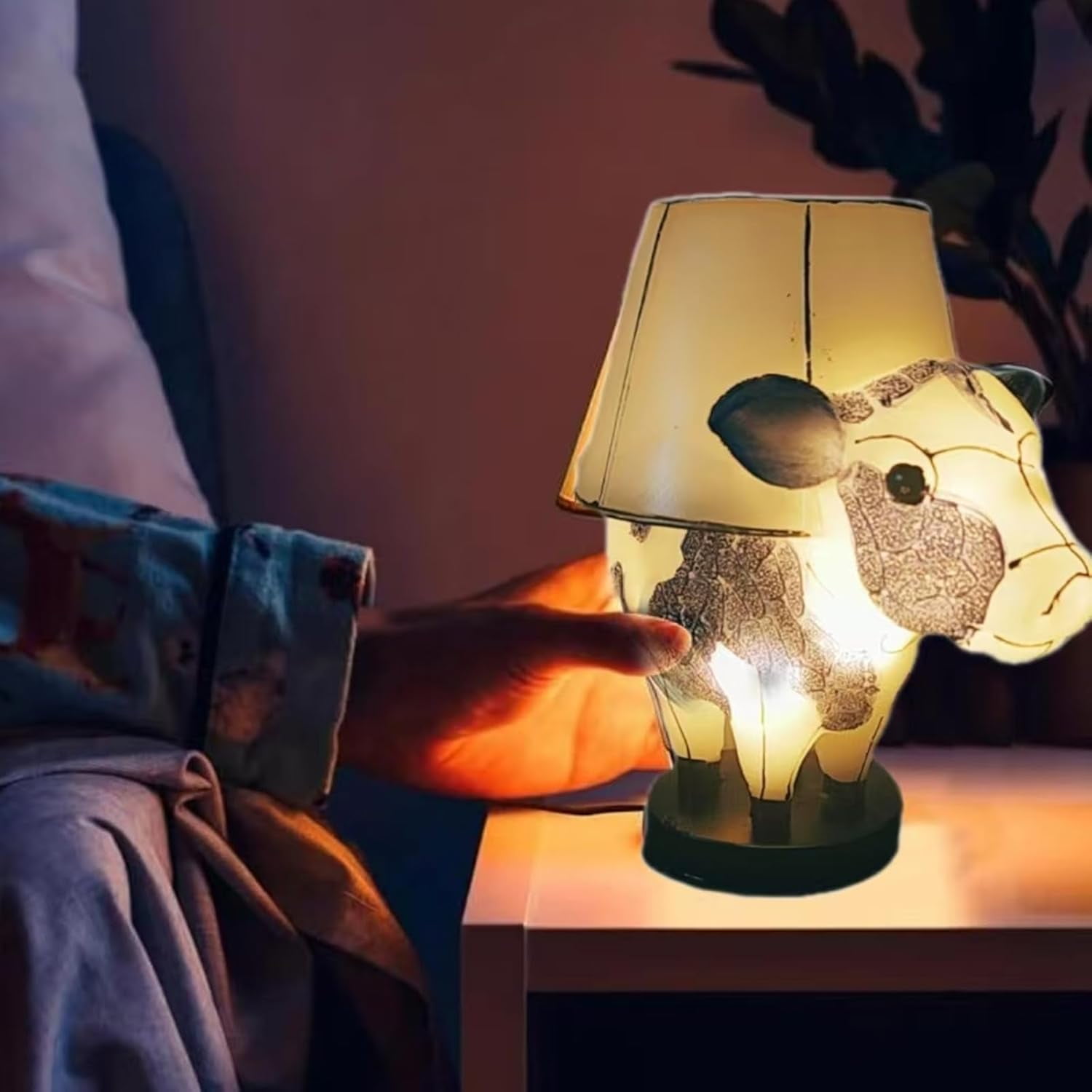 Cute Highland Cow Table Lamp - Small Animal Night Light With USB ...
