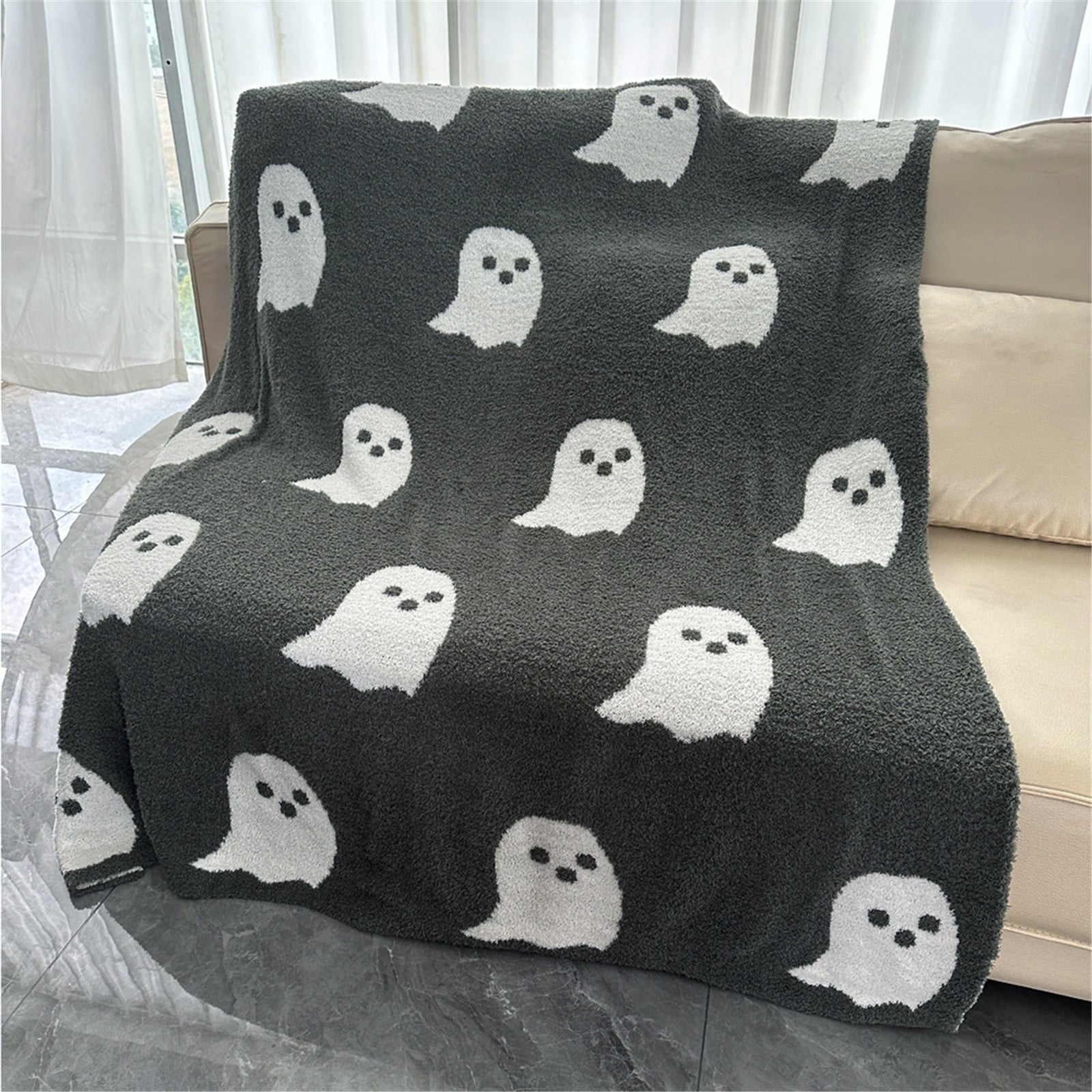 Cute Little Funny Ghosts Blanket, 2024 New Halloween Throw Blanket ...