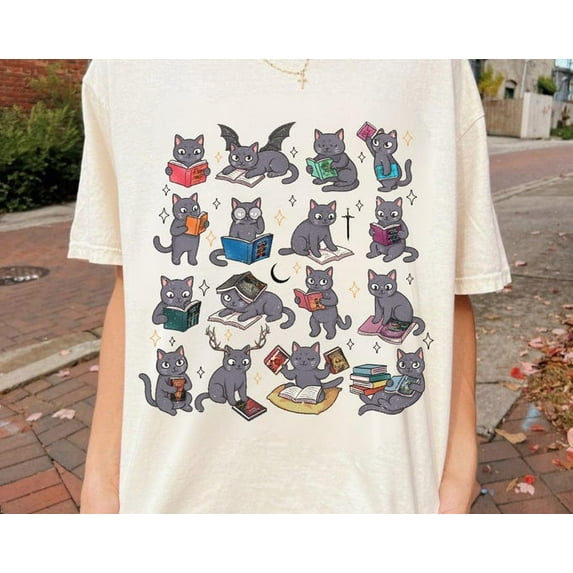 Cute SJM Cat , Bookish Ghost , Cute Cat Reading Fantasy Book, Sjm ...