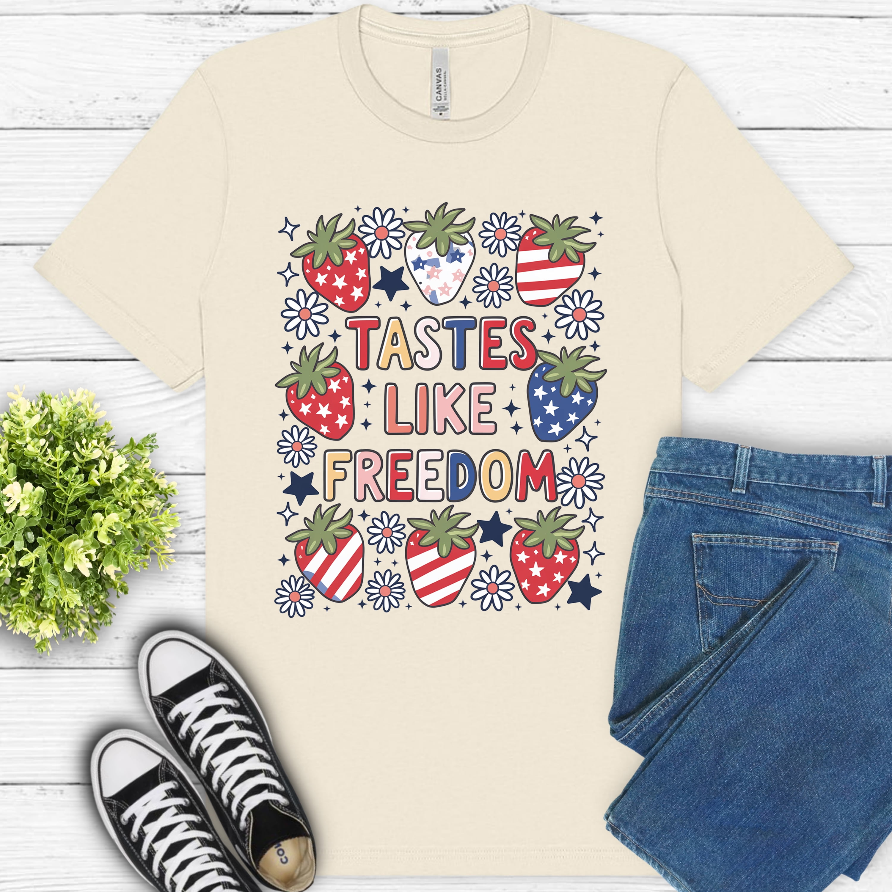 Cute Strawberry Patriotic T-Shirt, Tastes Like Freedom Summer Tee ...