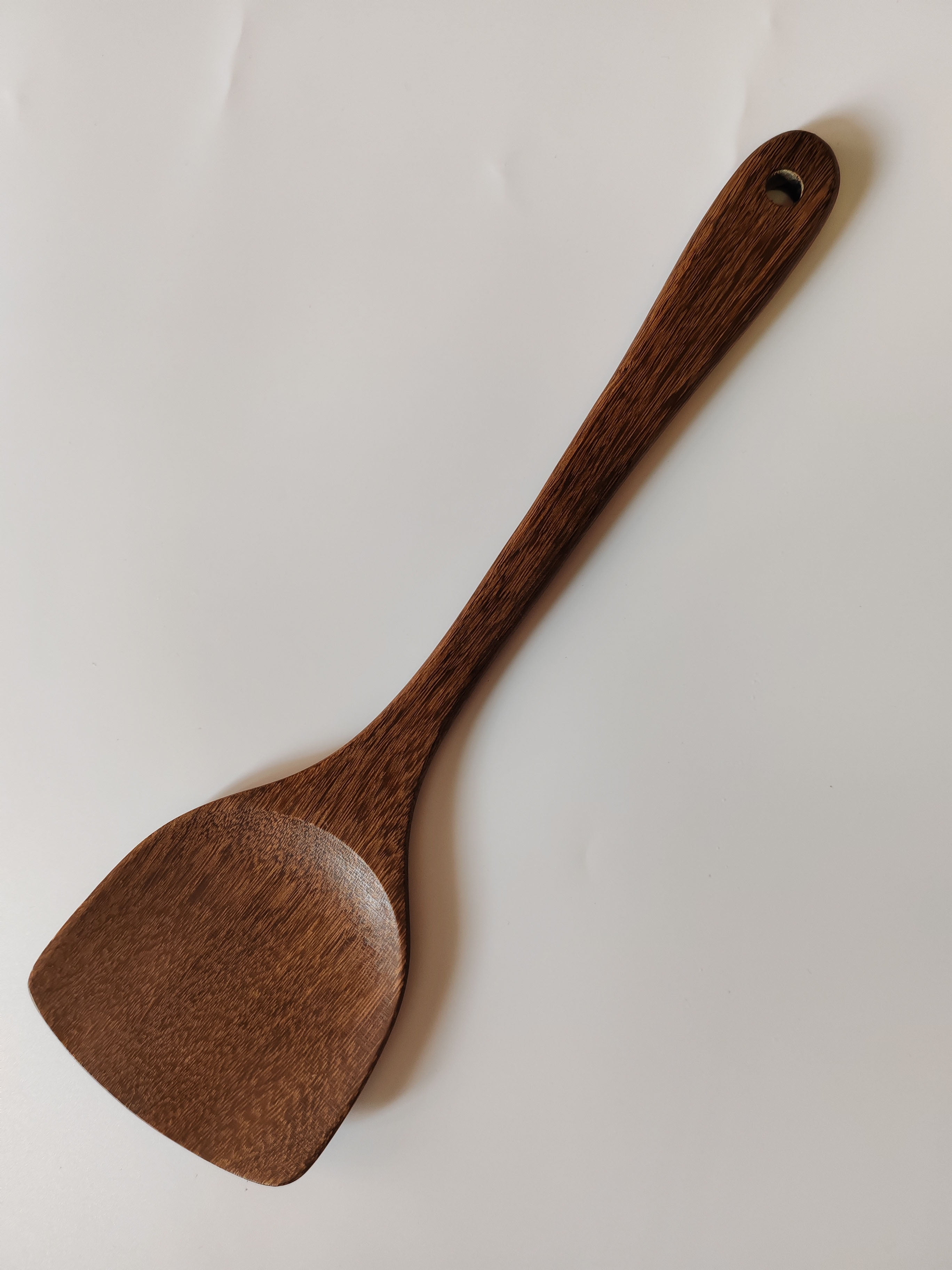 Cylvoorp Wooden Wok Spatula, 11 Inch Long Handle Turner for Cooking ...