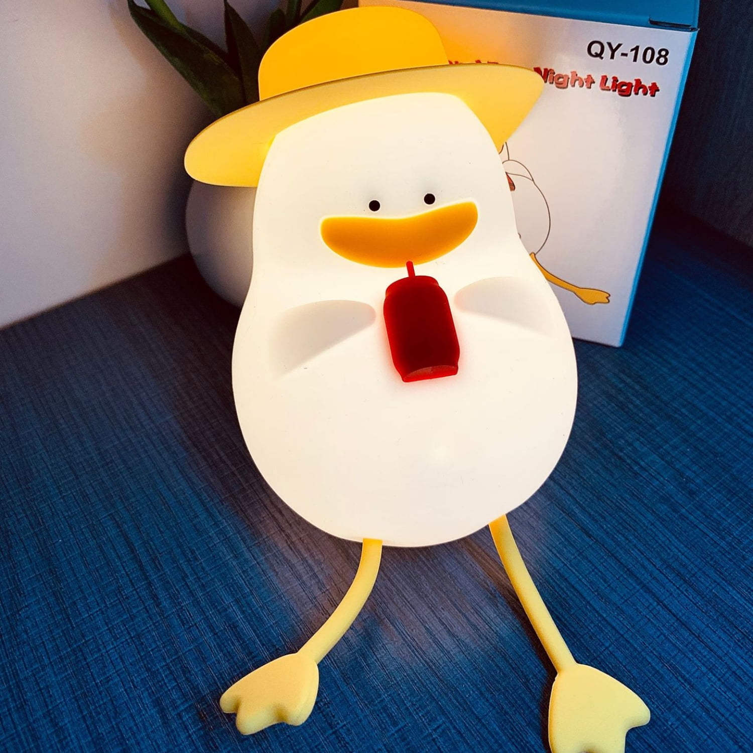 D.FAMILY Joyful Duck Night Light - Gentle Glow Bedside Lamp with Touch ...