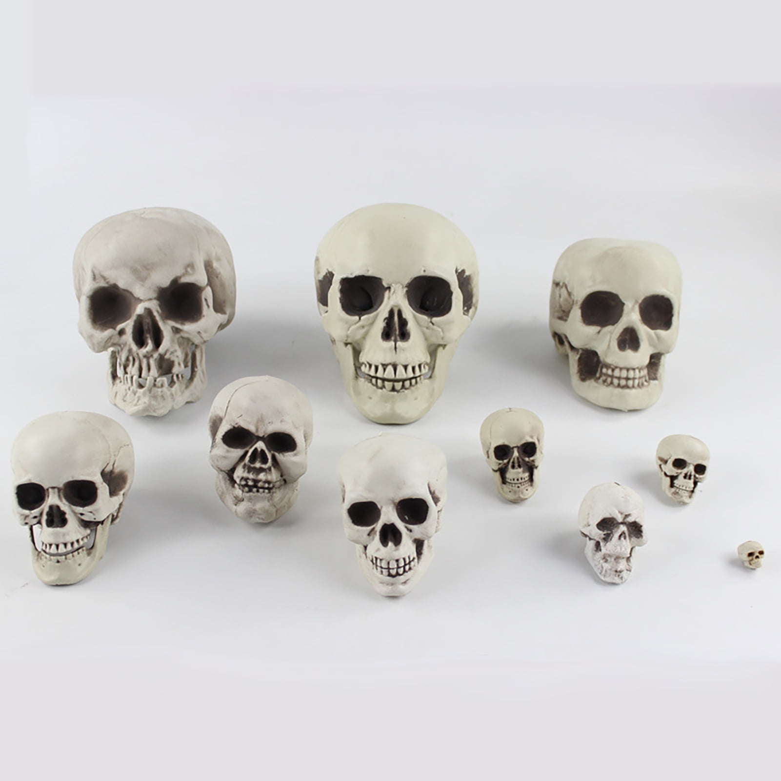 D-GROEE 2PCS Mini Plastic Skull Head Ornaments Halloween Party ...