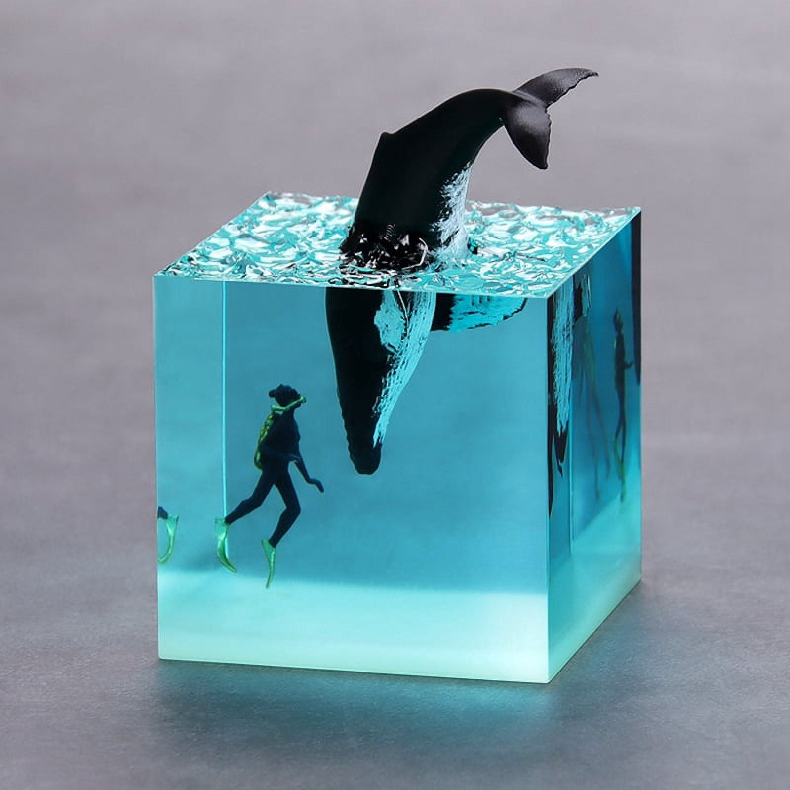 D-Marine Resin Whale Humpback Diver Cube Ornament Home Birthday Gift ...