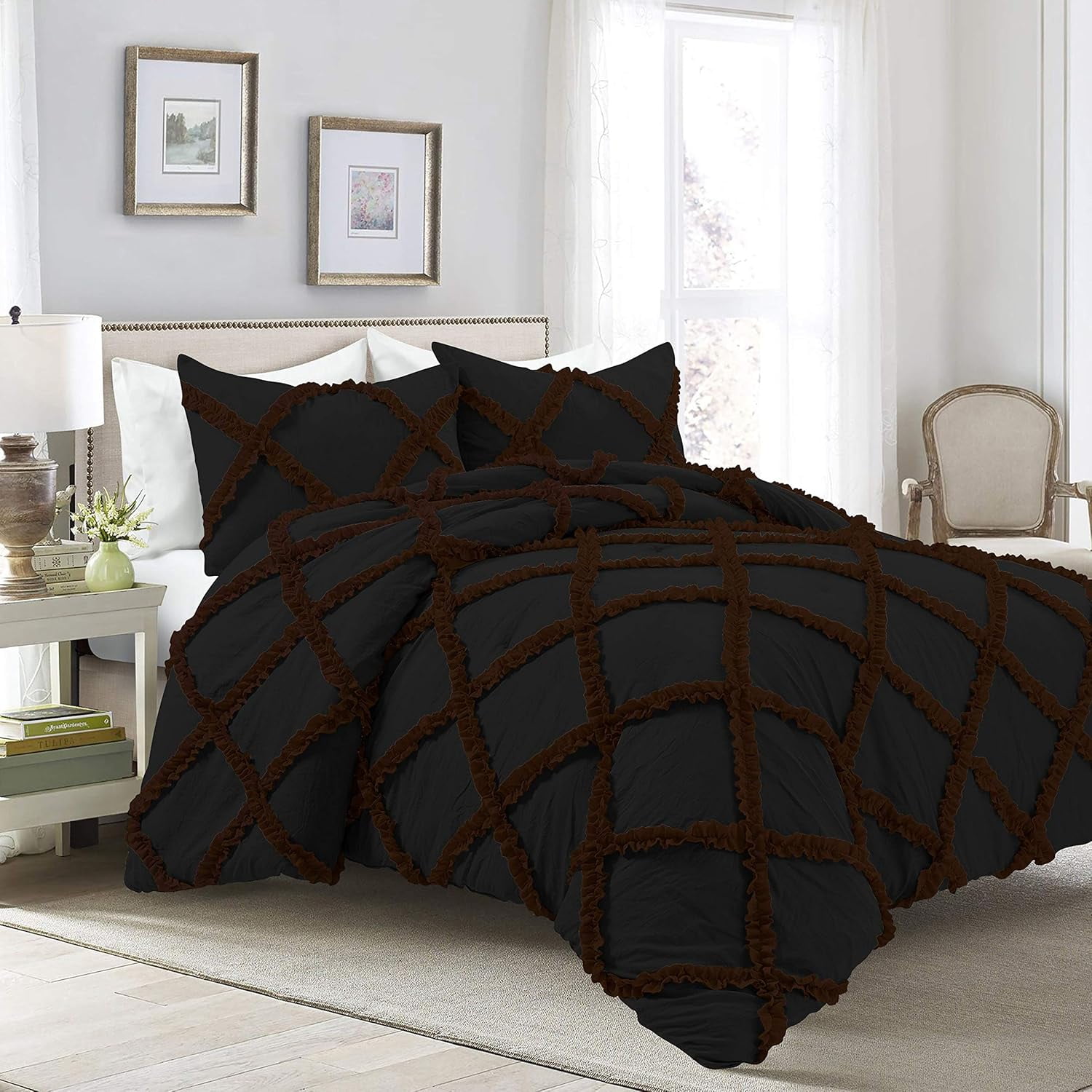 D.N.G. BEDDINGS 5 Piece Luxury Two Tone Diamond Ruffle Pattern ...
