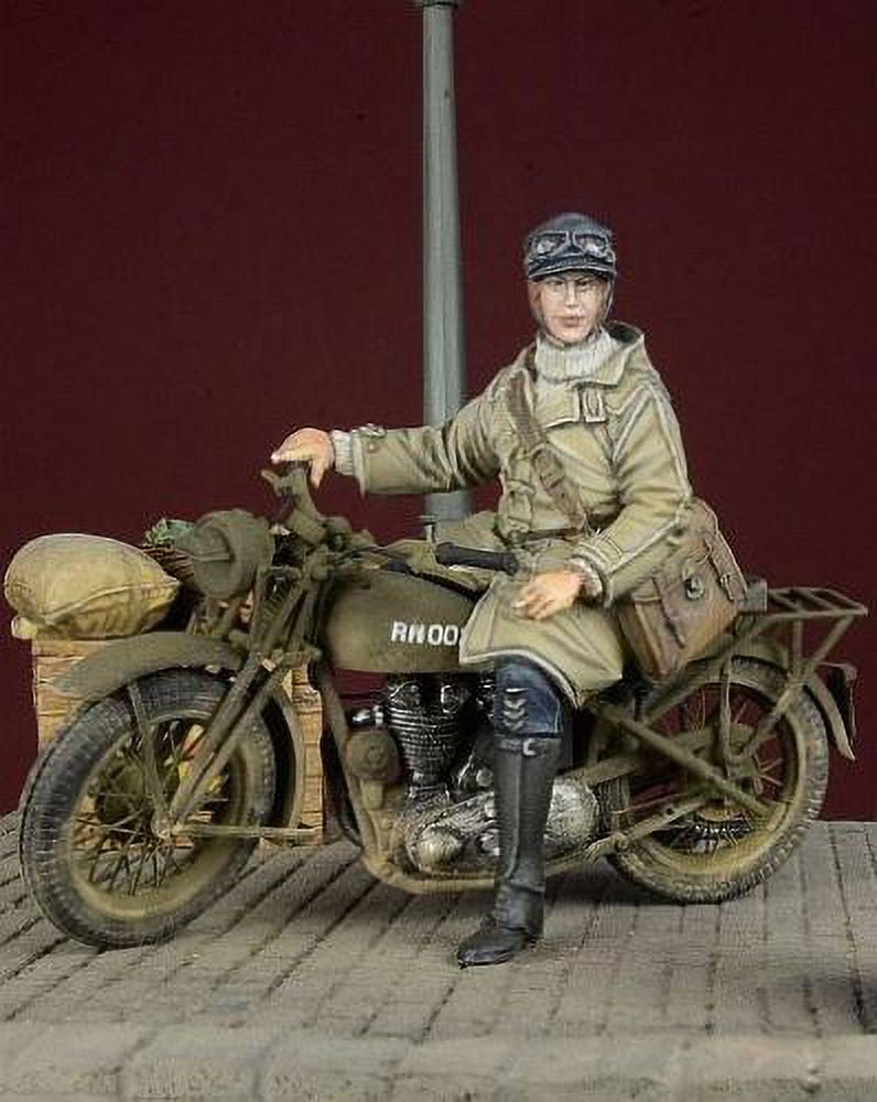 D-day Miniature 1:35 WRNS Despatch Rider 1939-45 Resin Figure Kit ...