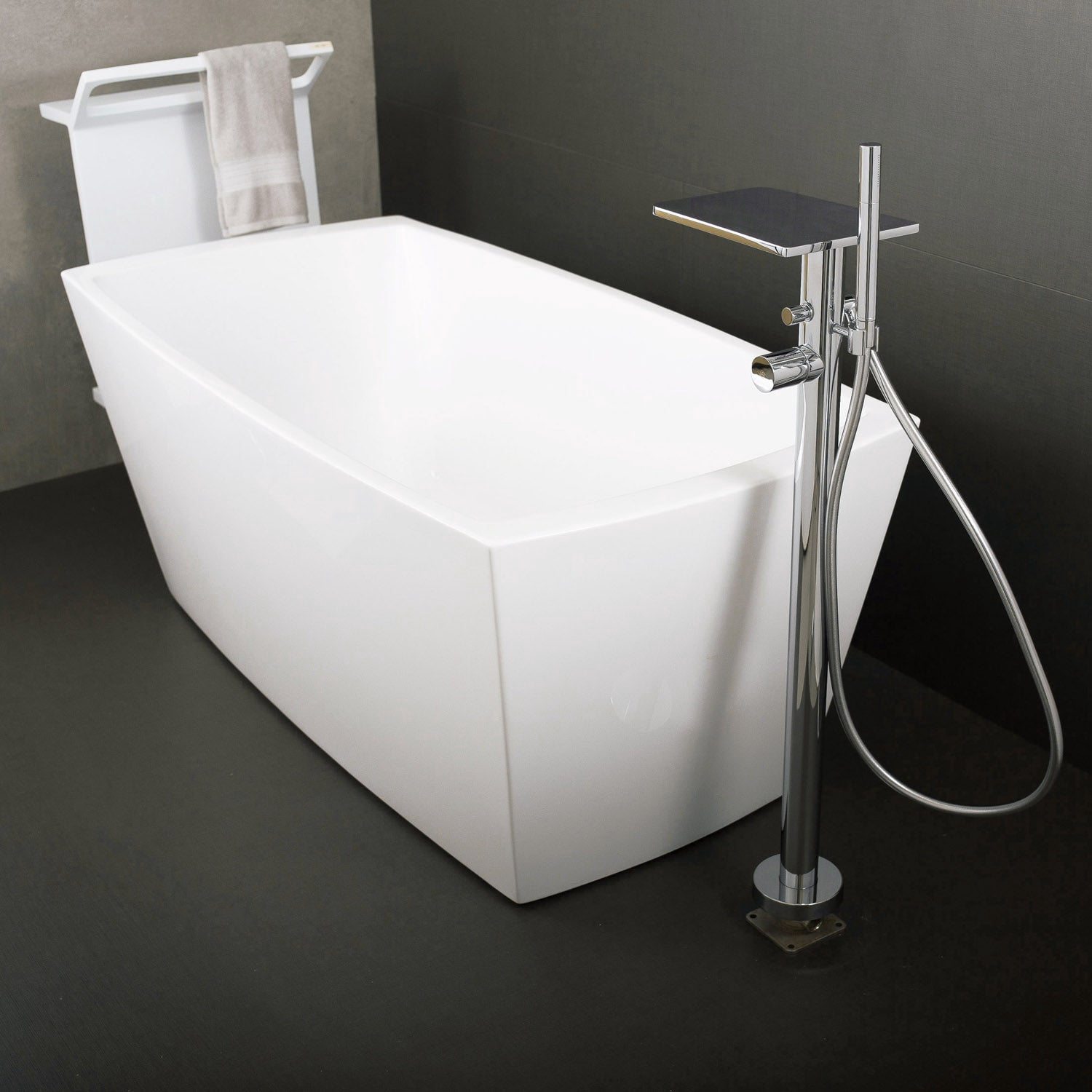 DAX Freestanding Tub Filler with Hand Shower and Waterfall Spout ...