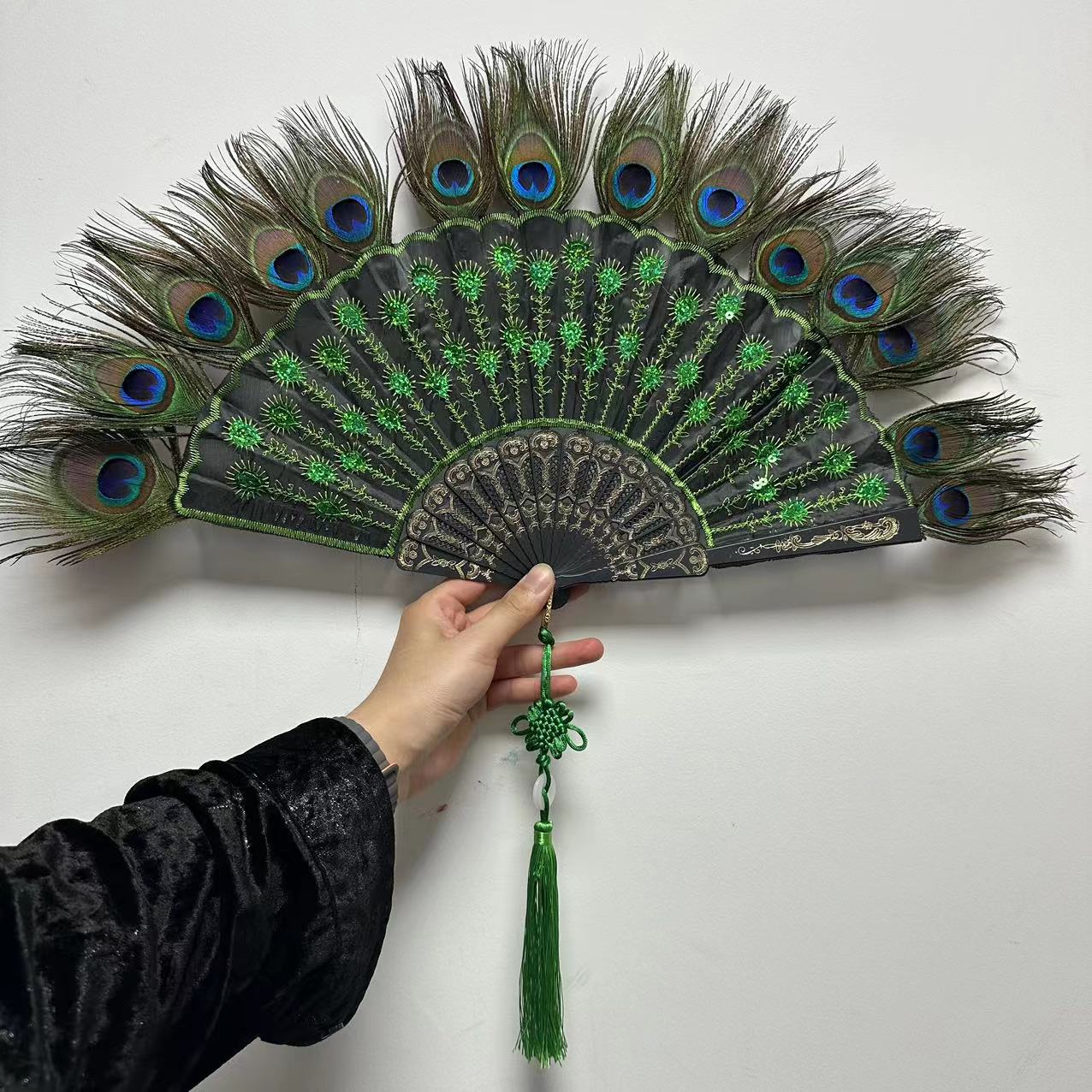 DAYEH Sequin Embroidery Peacock Feather Folding Fan, Lolita Performance ...
