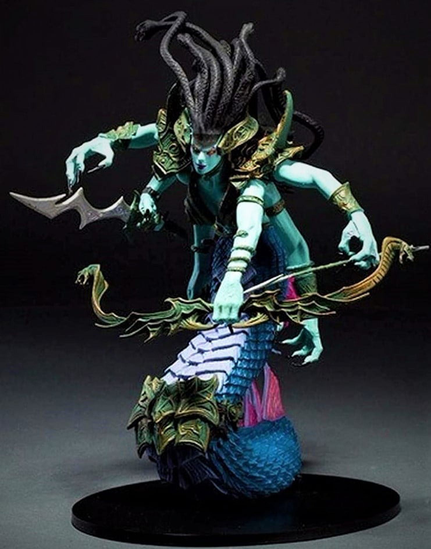 DC Comics World of Warcraft Series 4: Deluxe Collector Figure: Lady ...