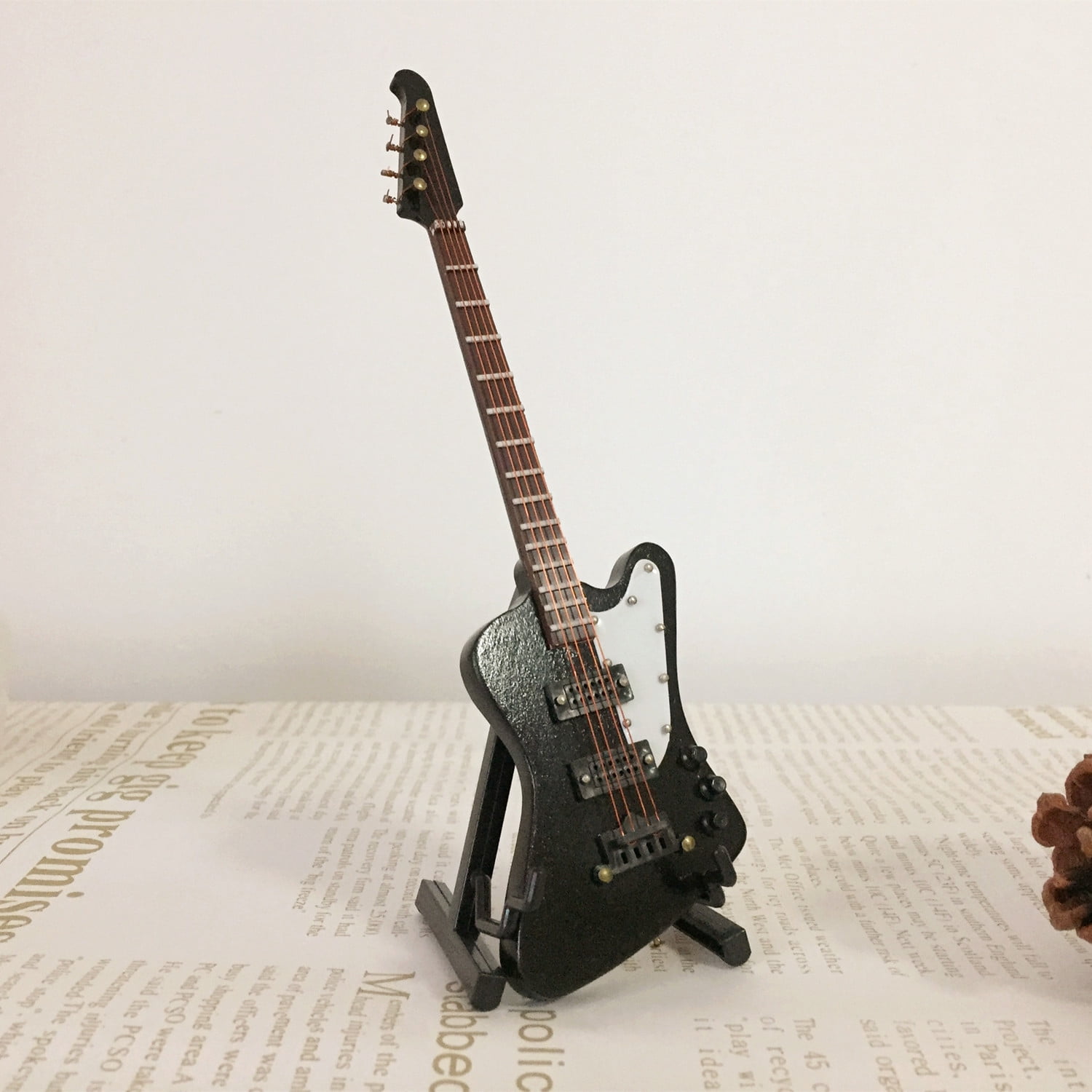 DD Mini Guitar Miniature Model Electric Guitar Electric Bass Model ...
