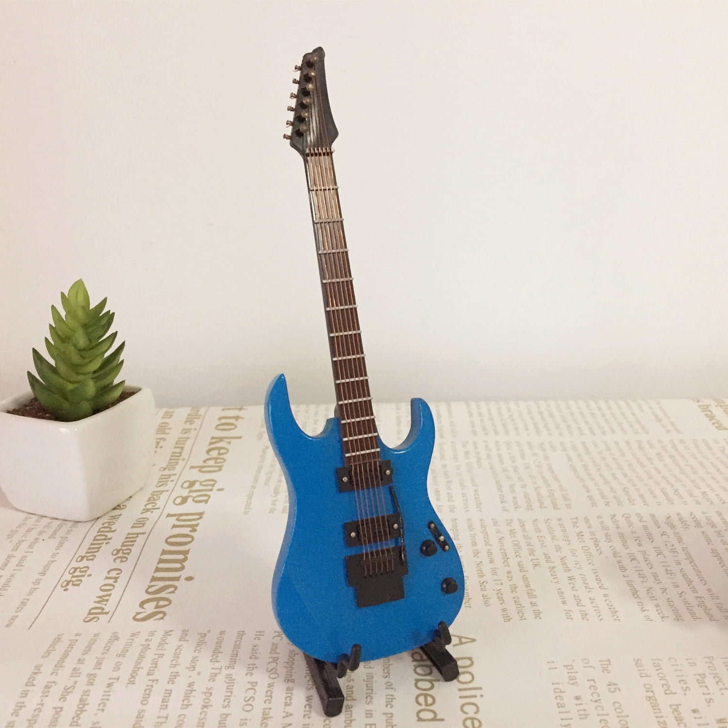 DD Mini Guitar Miniature Model Electric Guitar Electric Bass Model ...