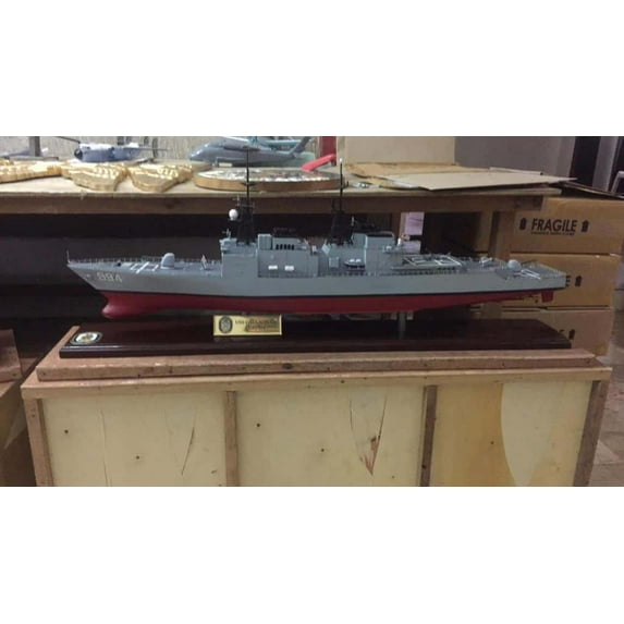 DDG-994 USS Callaghan 36 inch model,Navy,Scale Model,Mahogany,Kidd ...