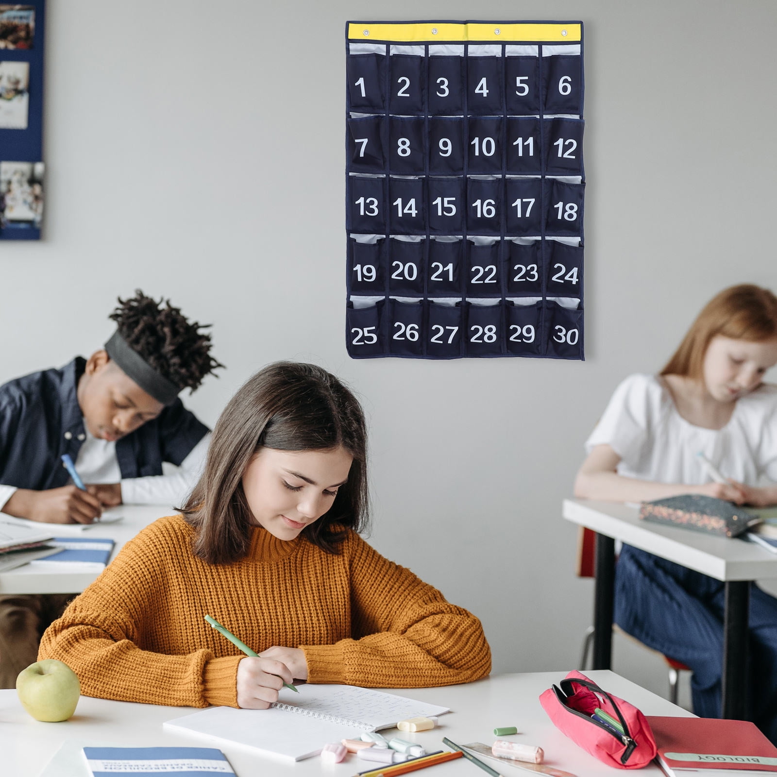 DEEPCRAFF 1Pack Hanging Cell Phone Storage Bag for Office Wall ...