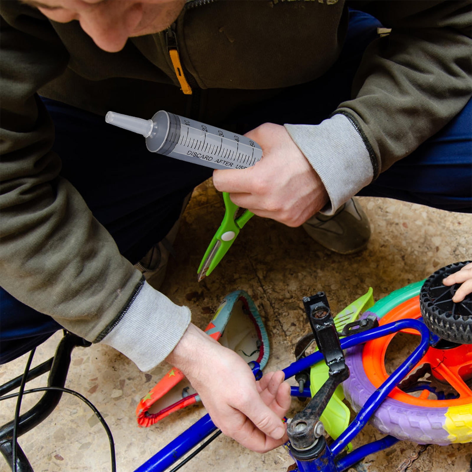 DEEPCRAFF Bike Repair Toolkit with Injector and Hose for Lubricating Bike Chain Made of Plastic ...