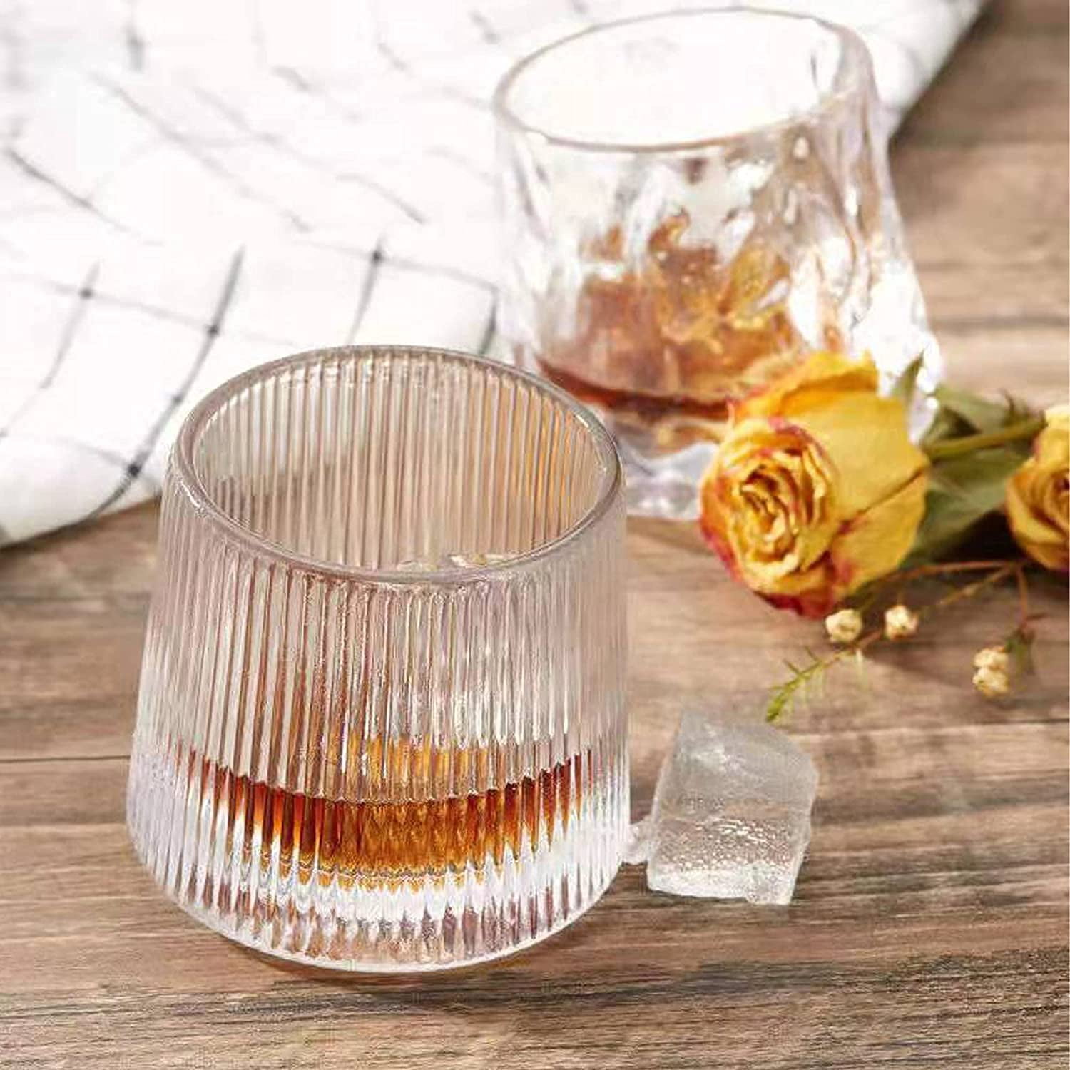 DELIi GLASSWARE Modern New Dancing Whiskey Glass with Rotable Bottom ...