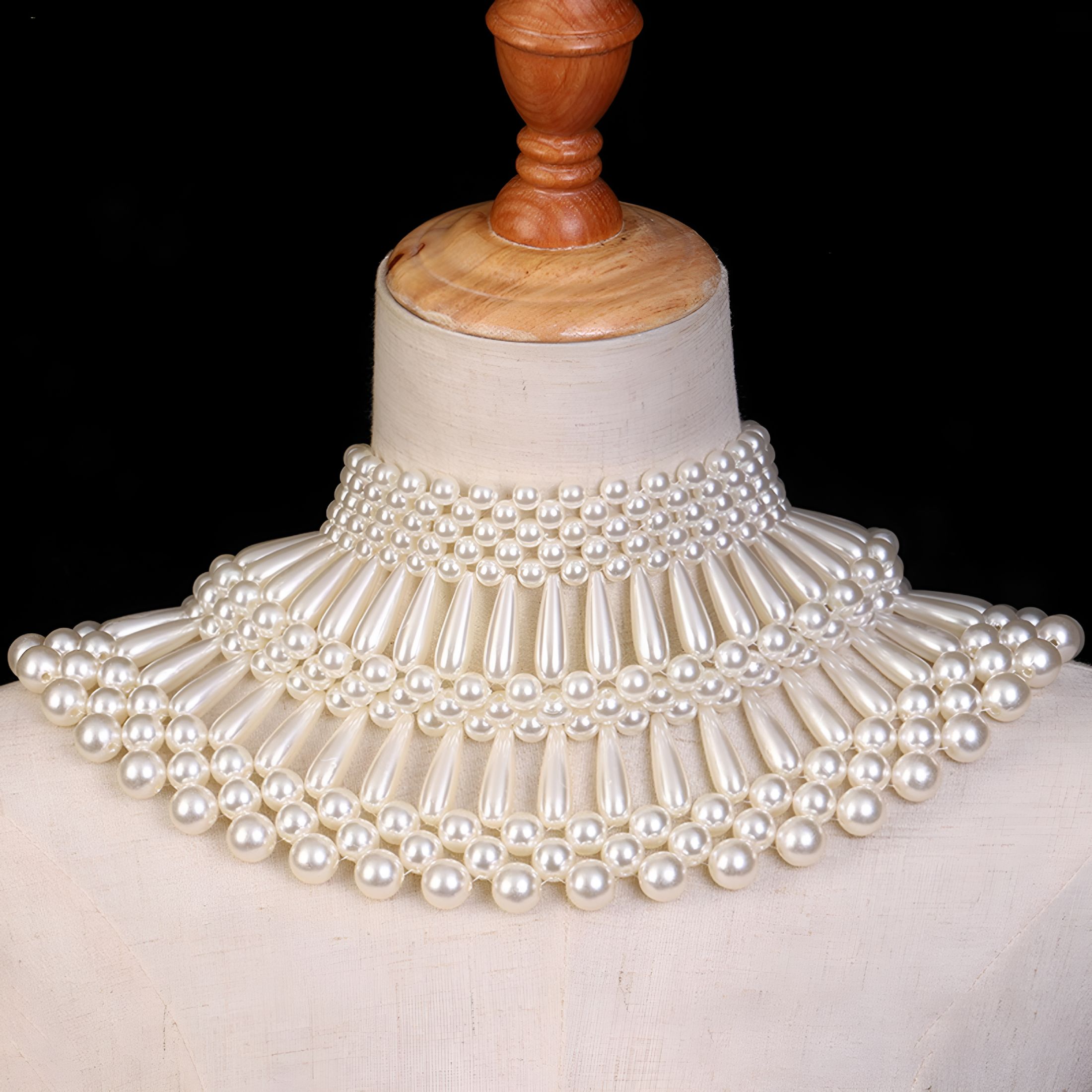 DESIGNICE Body Chain Shoulder Necklace, Pearl Collar Necklace for ...