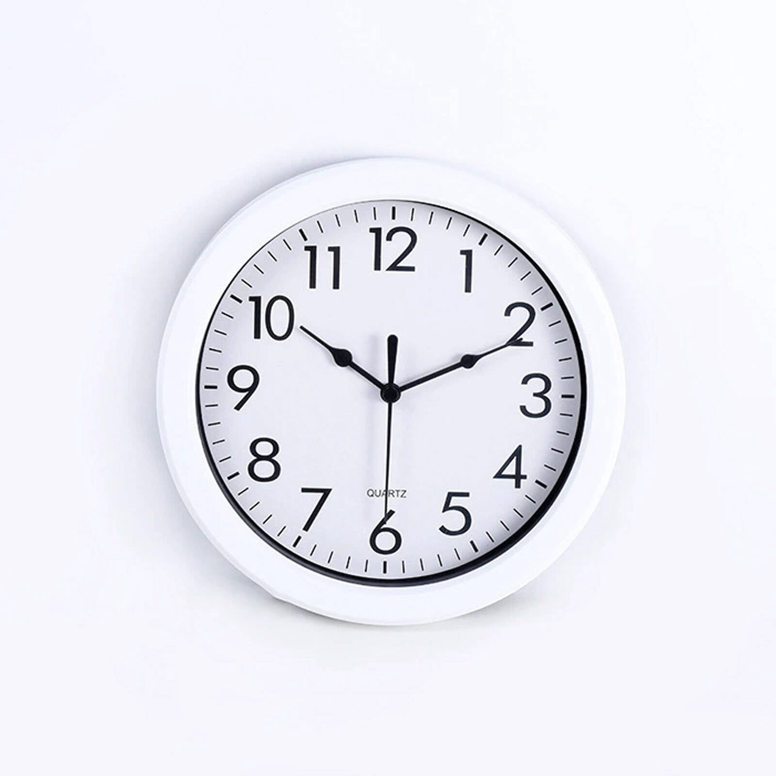 DESIGNICE Wall Clock Clear Numbers Living Room Wall Decor Precise ...