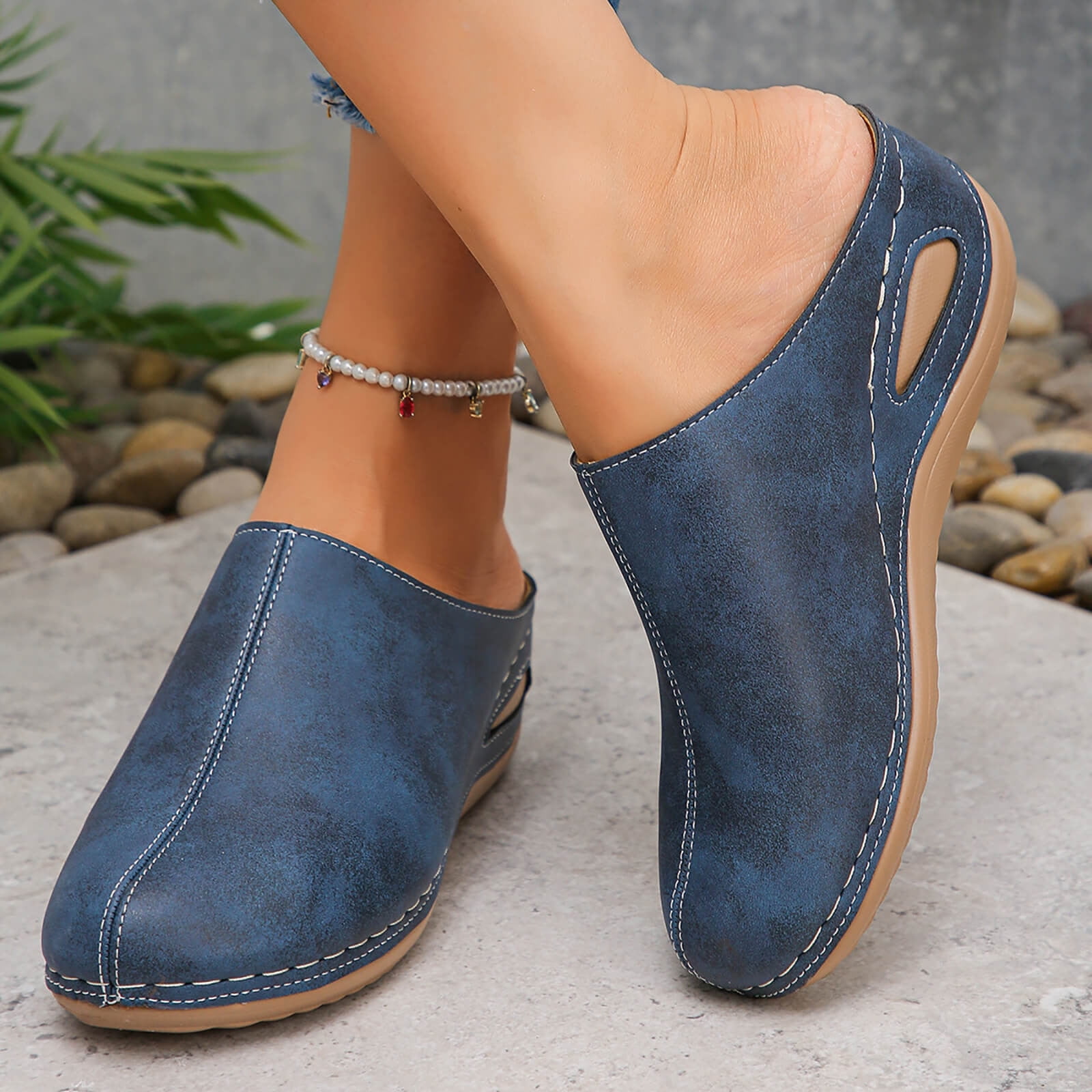 DIVVce Closed Toe Mule Shoes Women Suede Comfortable Slip On Casual ...