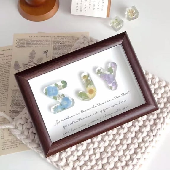 DIY Resin Letter Photo Frame Craft Kit: 6-inch Wooden Photo Frame ...