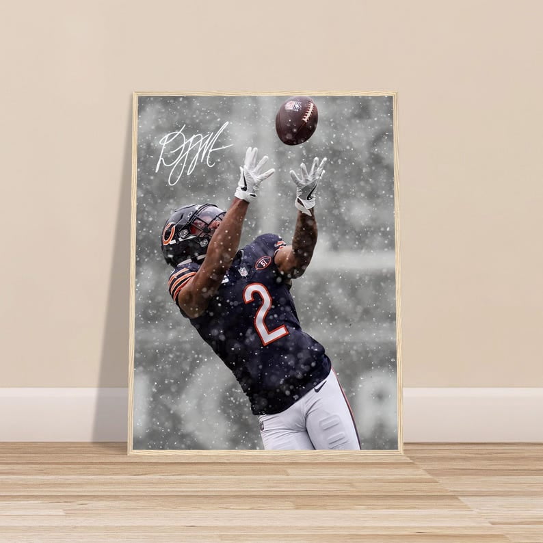 DJ Moore Chicago Bears Football Catch Action Wall Art, Dramatic NFL ...