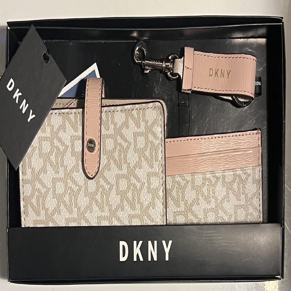 DKNY Medium Travel Wallet - Walmart.com