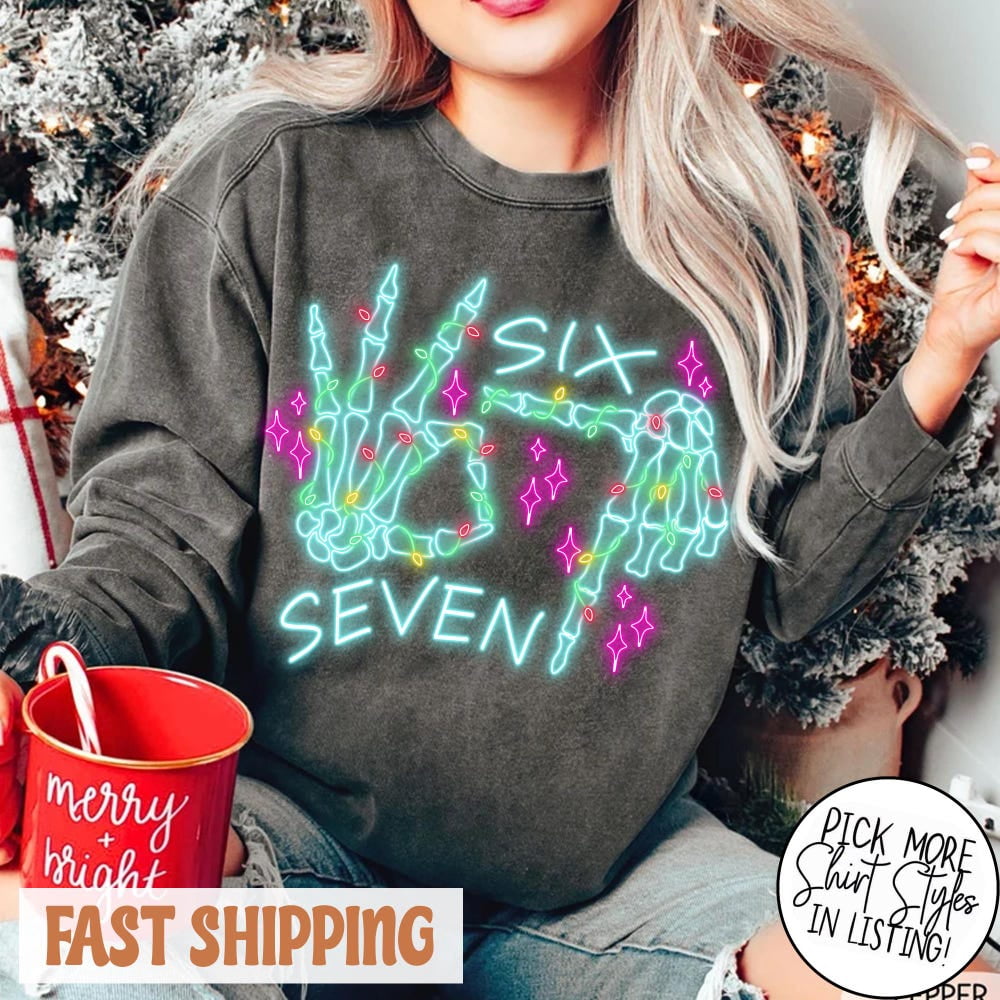 DOPASHIRT 6 7 Sweatshirt, Funny Skeleton Hands Tee, Hal.Low.Een Couples ...