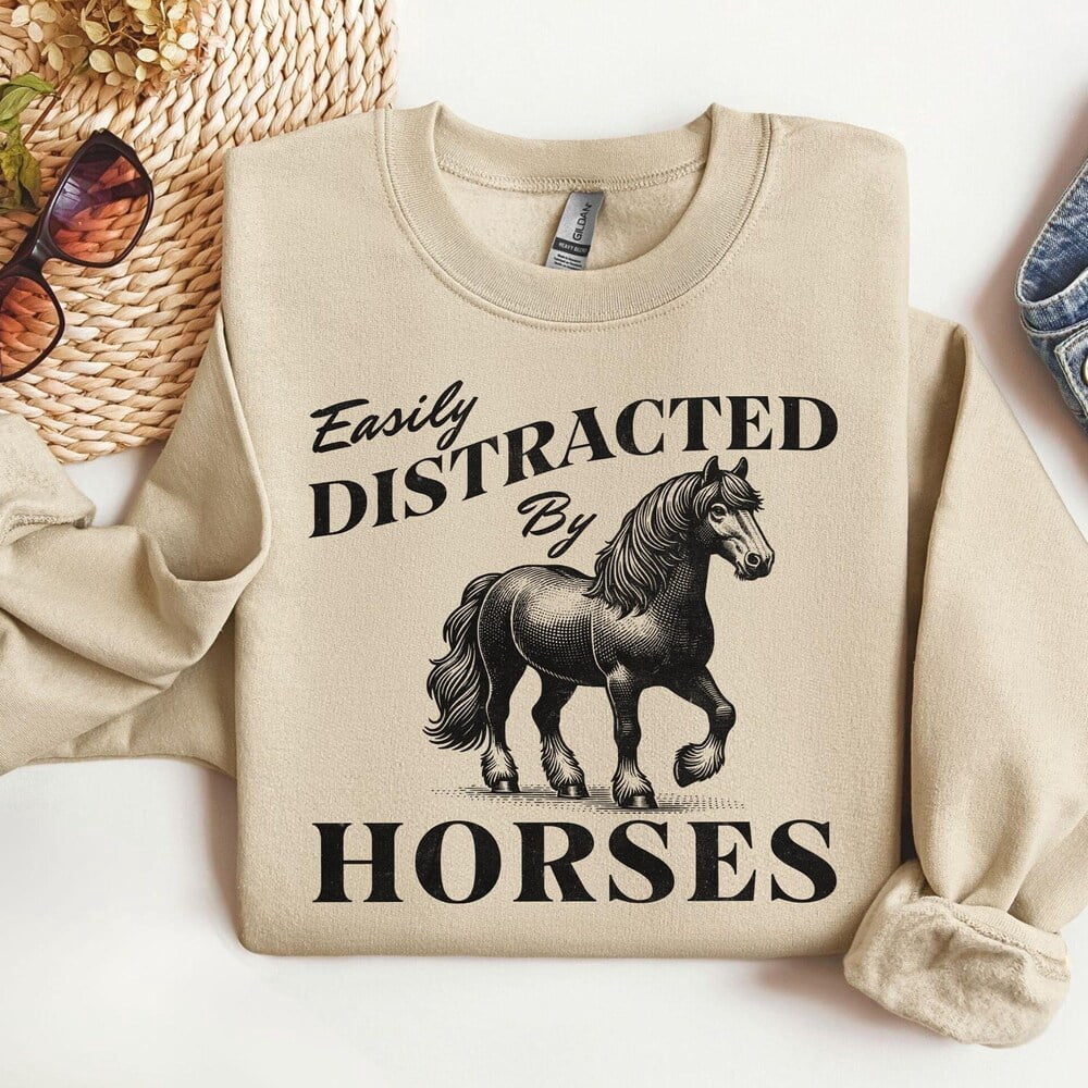 DOPASHIRT Easily Distracted By Horses Shirt Horse Lover Gift Hiking ...