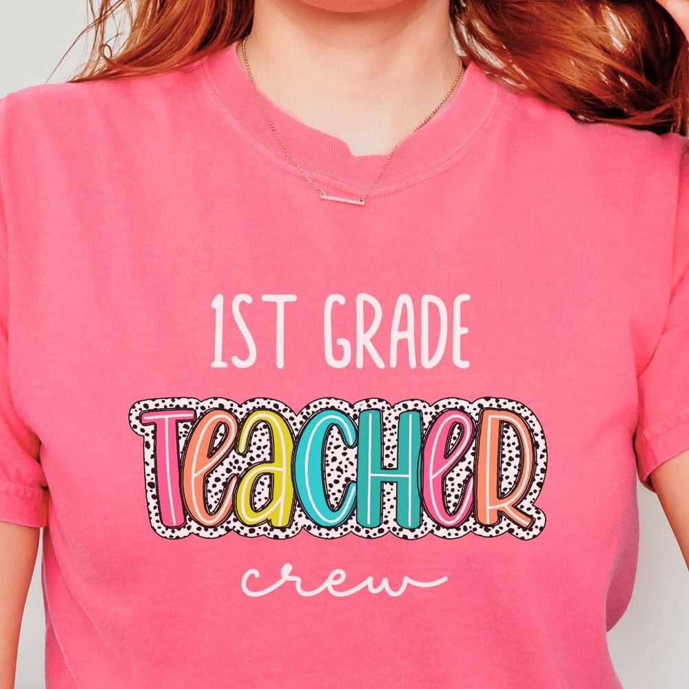 DOPASHIRT First Grade Teacher Crew Shirt, 1St Grade Teacher ...