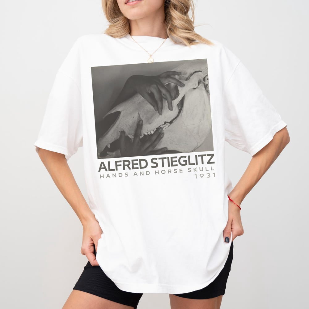 DOPASHIRT Hands And Horse Skull Shirt Alfred Stiegliz Photo Shirt Art ...