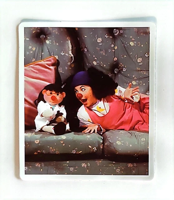DOPASTICKER Pbs The Big Comfy Couch Loonette Molly Granny Clock Rug ...