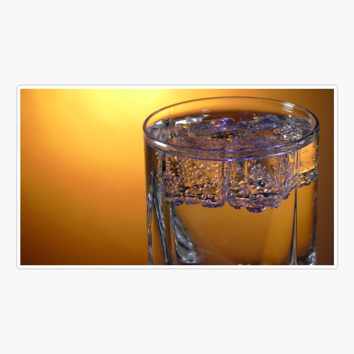 DOPASTICKER Soda Water With Ice In A Transparent Gl On A Bright ...