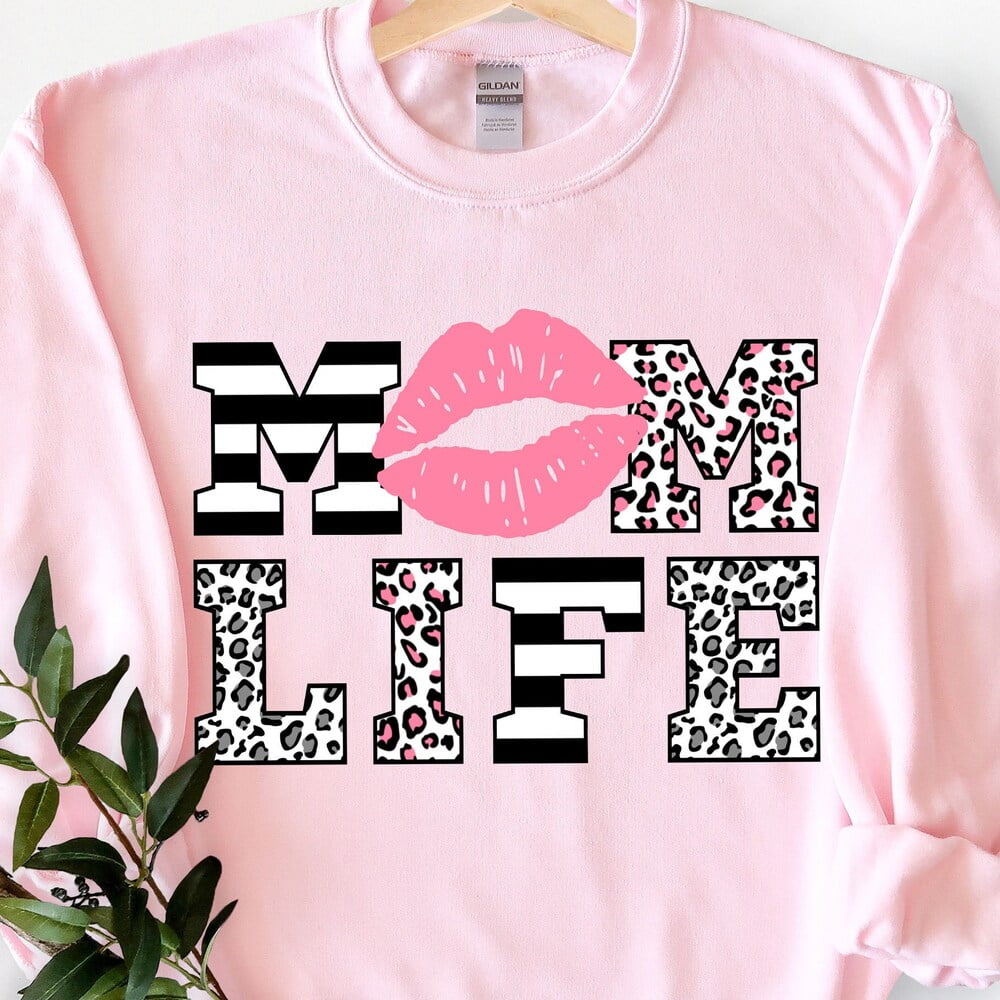 DOVU Mom Life Pink Lips Kiss Me Kissing Lips Cheetah Leo.Pard Stripe ...