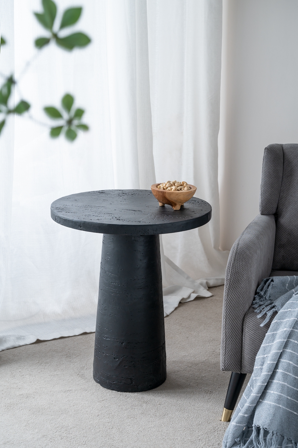 DUOSONG 22X22X25.5" Black Round Side Table With Pedestal Base Black ...