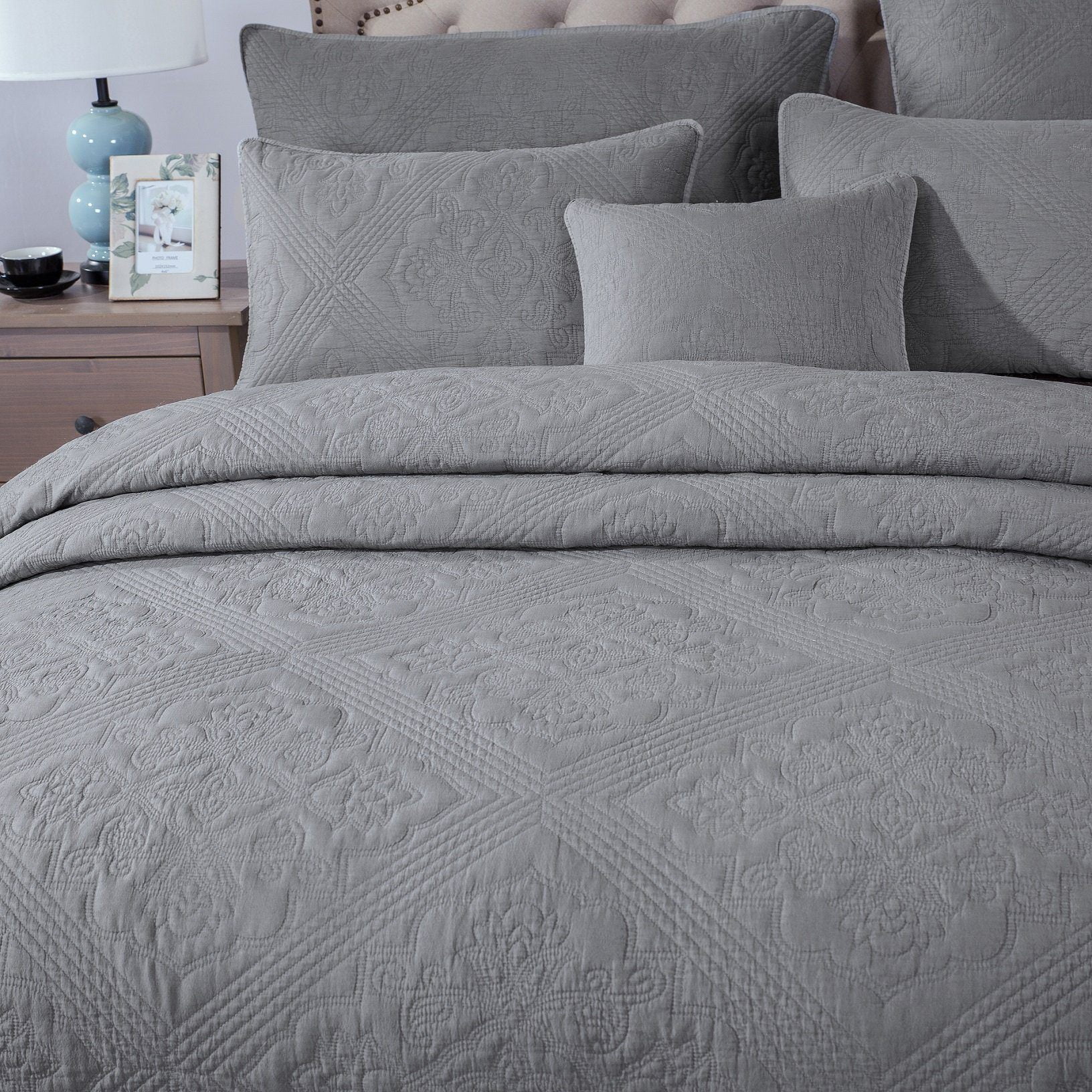 DaDa Bedding Floral Vintage Stone Wash Grey Matelassé Ash Silver ...